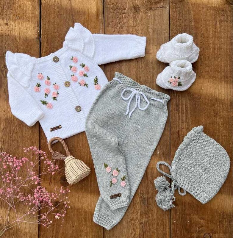 Severek Yapacağınız En Şirin Bebek Örgü Modelleri Severek Yapacağınız En Şirin Bebek Örgü Modelleri